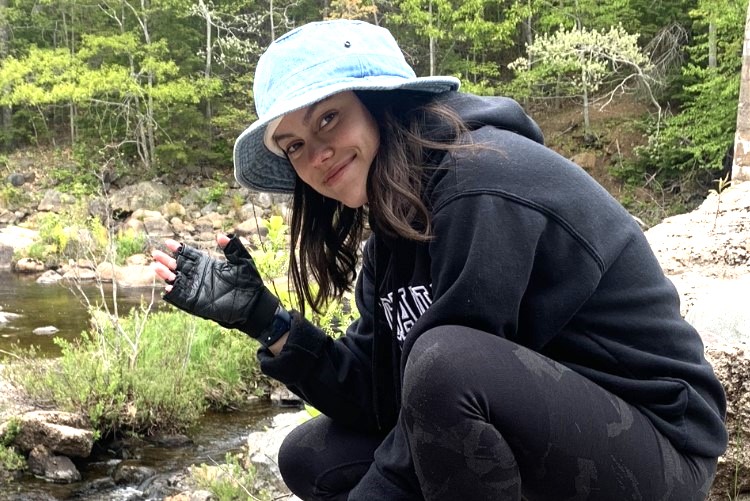 Welcome to the 2024 Farm Coordinator, Charlotte Crouch - Acadia Farm